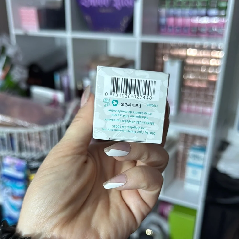 thrive causemetics | Makeup | Thrive Causemetics 35msrp Instant Makeup ...